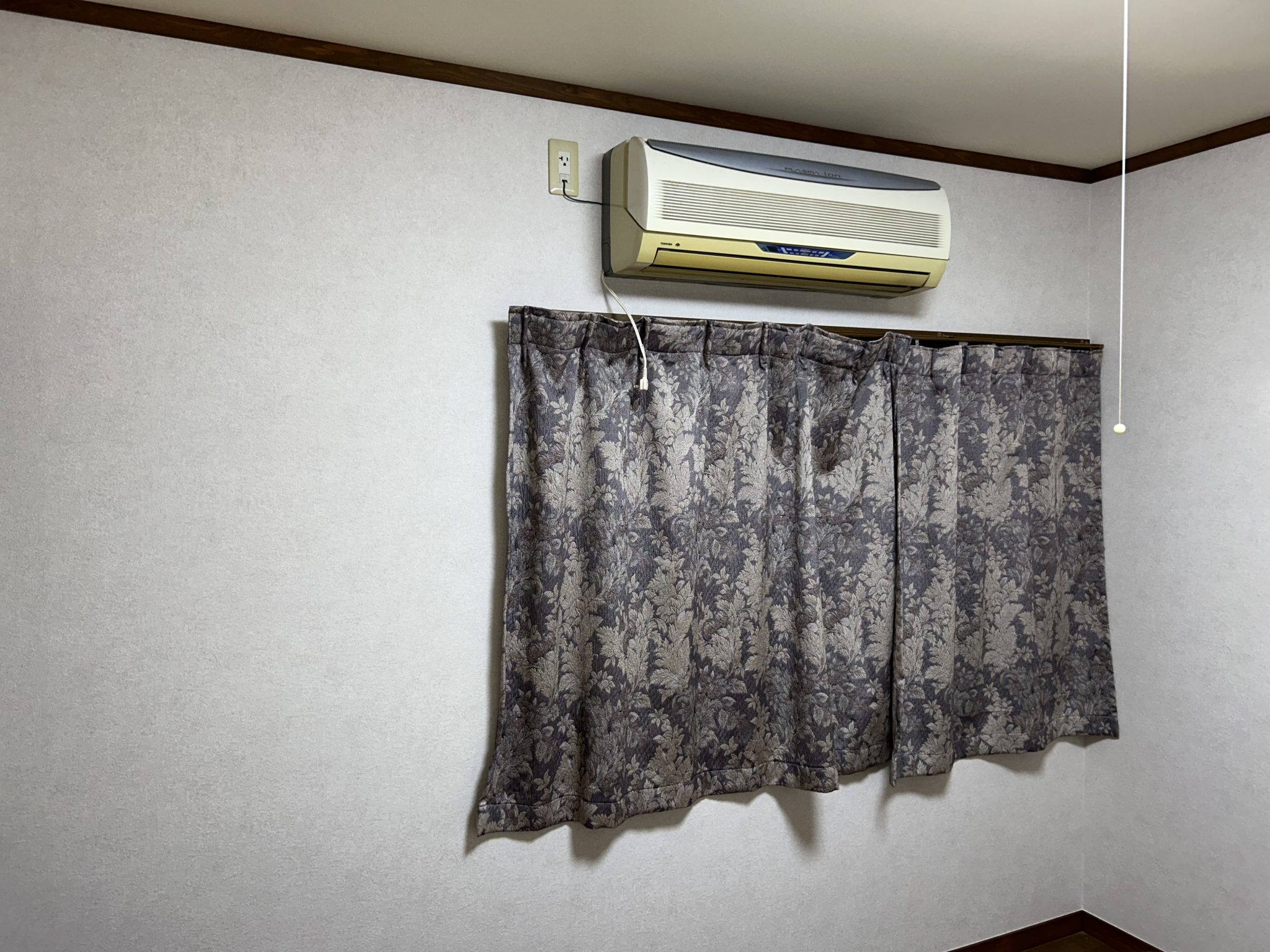 西東京市保谷町で、壁紙（クロス）の張替え工事を、サンゲツSP9735とSP9772 を使い施工しました | さわはた畳屋